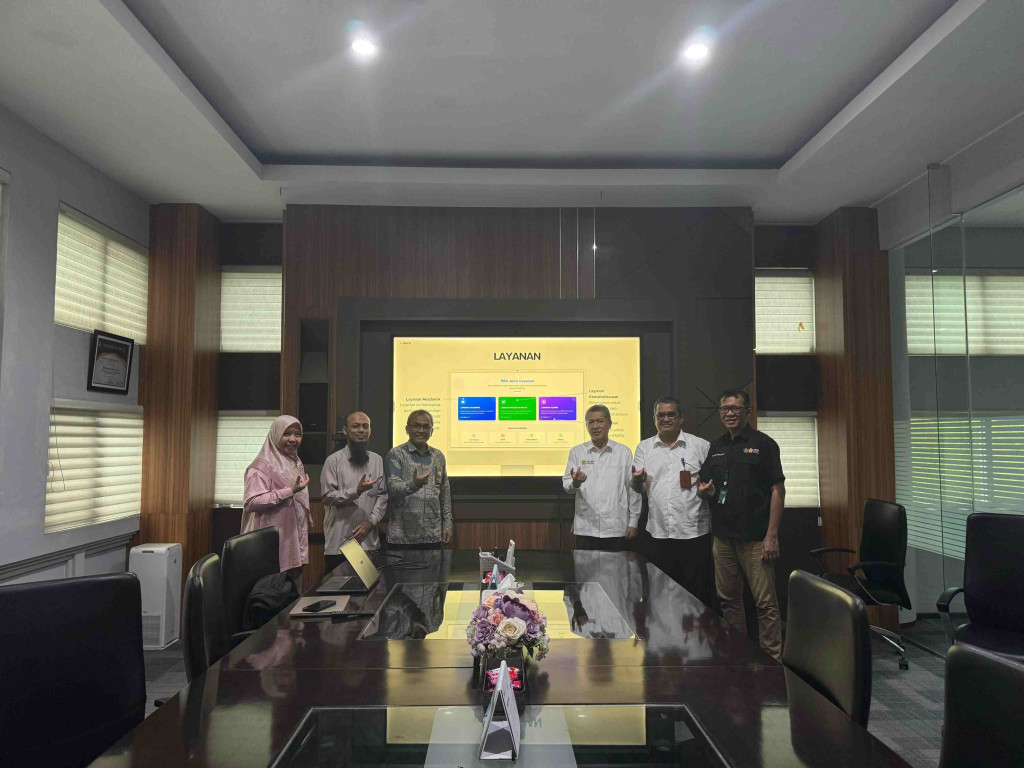 FMIPA USK Hands Over the Integrated Service Unit (ULT) Application to ...